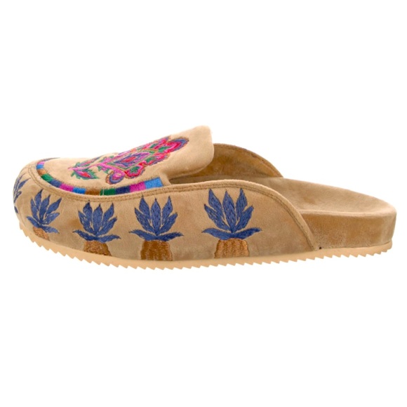 FARM Rio | Shoes | Farm Rio Sand Island Velvet Tapestry Clog Mule Slide ...